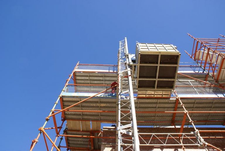 Rack and Pinion Hoist – Scaffold Hire Perth